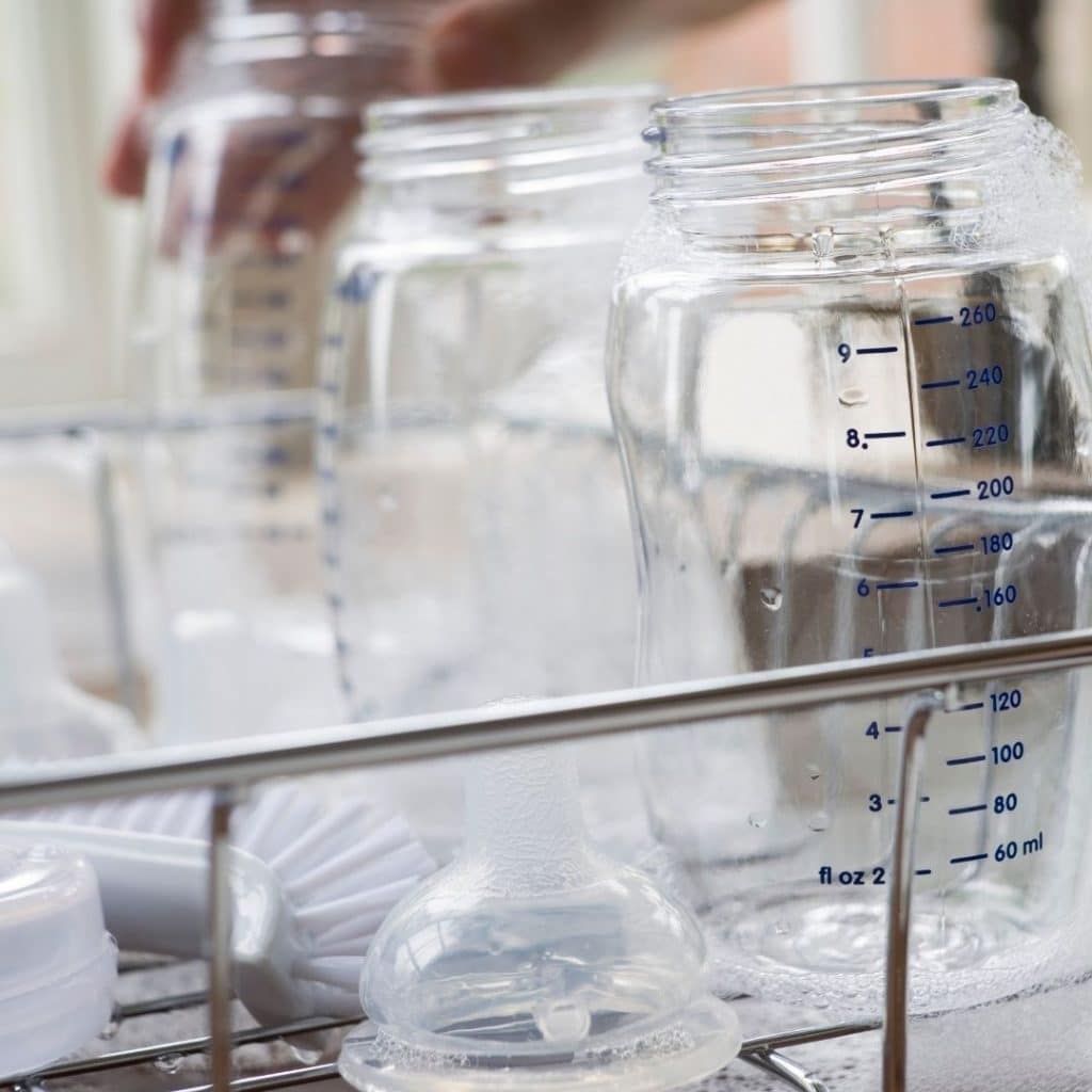 Nourrir Bébé au biberon: Matériel, Quantité, Méthode, Nettoyage